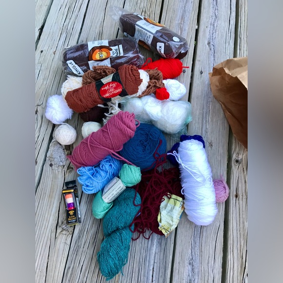 lion brand | Art | Huge Lot Misc Yarn Lion Brand Knitting Spool Tool ...